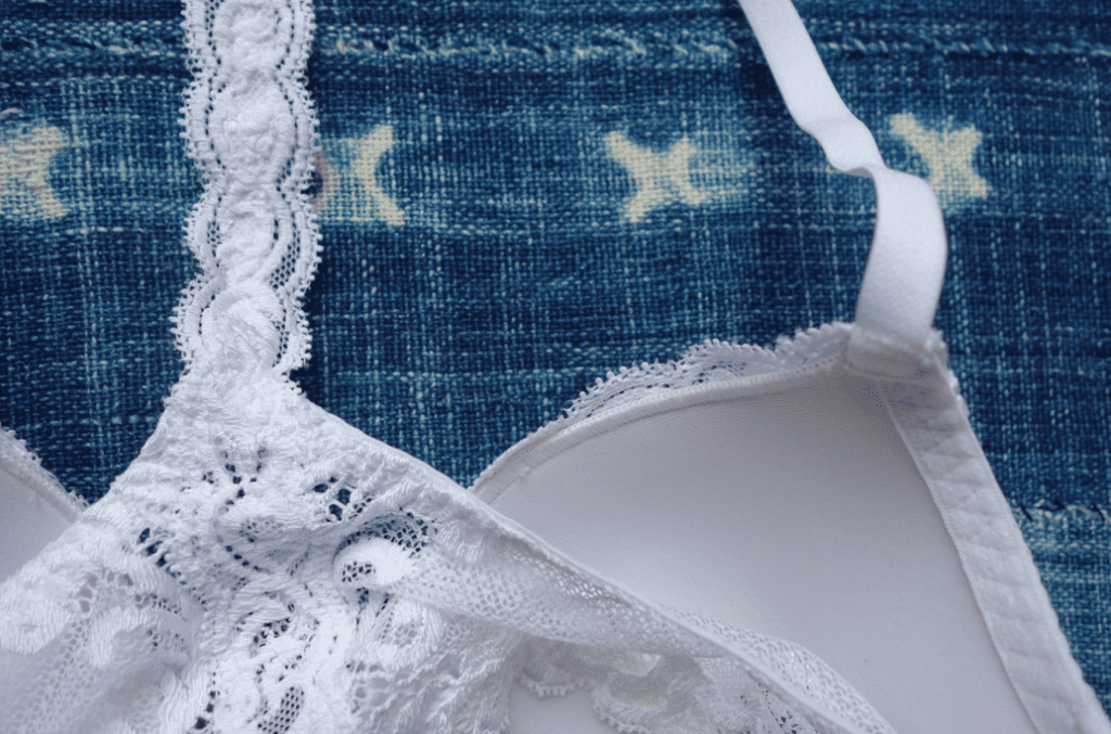 Natori Feathers T-Back Bra | Josie Girl Blog